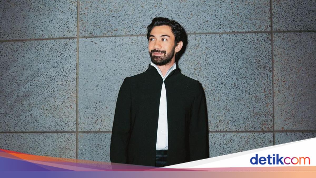 Reza Rahadian Ungkap Alasan Malam Anugerah FFI 2023 Tak Pakai MC