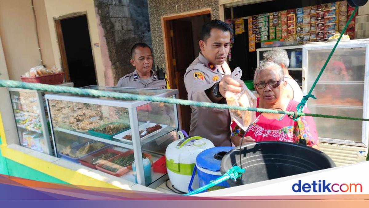 Jumat Curhat, Kapolsek Mampang Pasang Spanduk Waspada Curanmor di ...