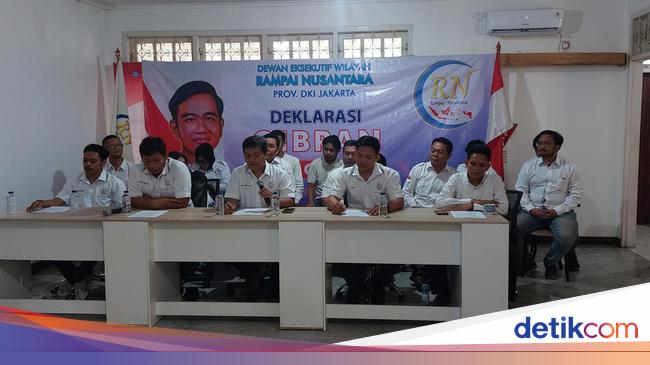 Rampai Nusantara Deklarasi Gibran Jadi Cawapres: Cocok Dampingi Prabowo Rampai Nusantara Deklarasi Gibran Jadi Cawapres: Cocok Dampingi Prabowo