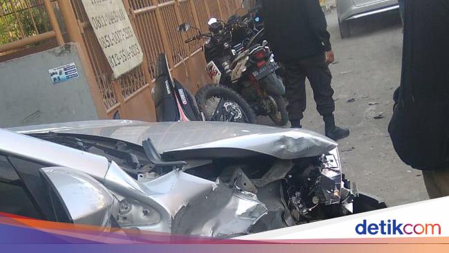 Kecelakaan Mobil dan Motor di Makassar, Pemotor Tewas Kecelakaan Mobil dan Motor di Makassar, Pemotor Tewas