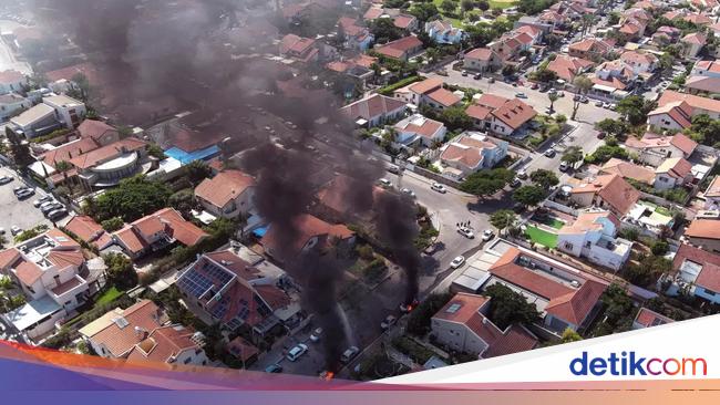 Bukti Roket Hamas Terobos Iron Dome dan Rusak Bangunan Israel