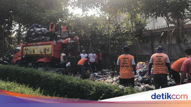 60 Ton Sampah Di Depo Kotabaru Diangkut Truk Dibawa Ke Tpa Piyungan Besok