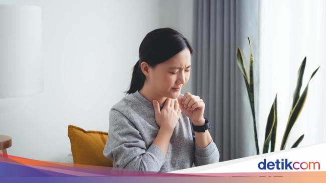 7 Penyebab Tenggorokan Gatal dan Batuk serta 26 Gejala Penyertanya
