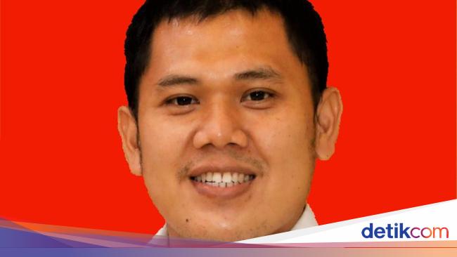 Menyebarluaskan Nama Caleg Mantan Napi Korupsi Menyebarluaskan Nama Caleg Mantan Napi Korupsi