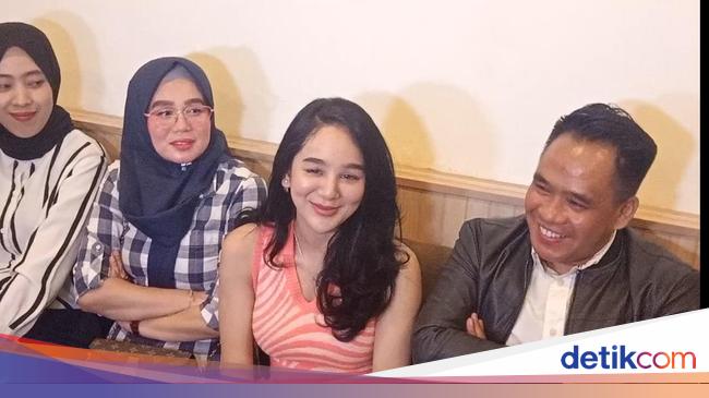Baru Sebulan Nikah, Hana Hanifah Gugat Cerai Suami