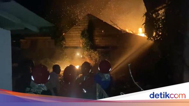 Gudang Kayu Ukir di Klungkung Terbakar, Kerugian Capai Rp 700 Juta
