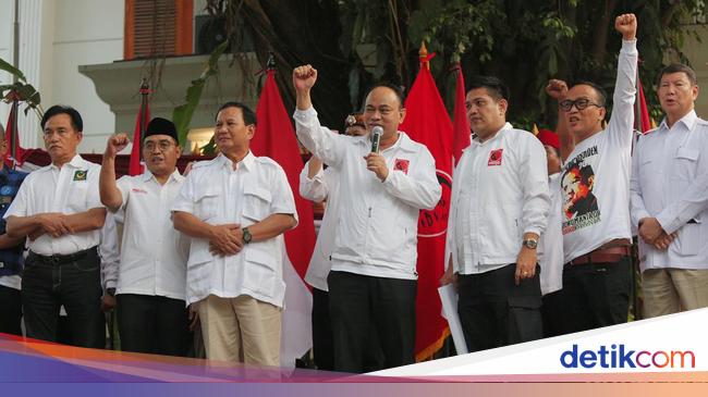6 Kejutan di Rakernas Projo Berujung Deklarasi Dukung Prabowo 6 Kejutan di Rakernas Projo Berujung Deklarasi Dukung Prabowo