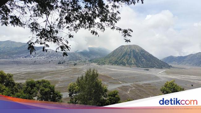 Potret Bromo yang Jadi Taman Nasional Terindah Ketiga di Dunia