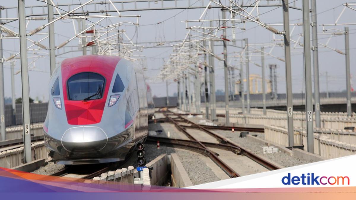 Diskon Tarif Tiket Kereta Cepat Whoosh: Syarat dan Cara Pesannya