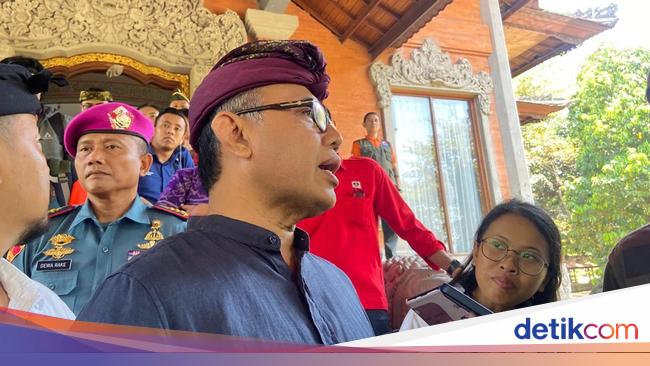 Walkot Sebut Dapat Tiket ke Singapura jika Bisa Turunkan Hujan Cuma Jokes