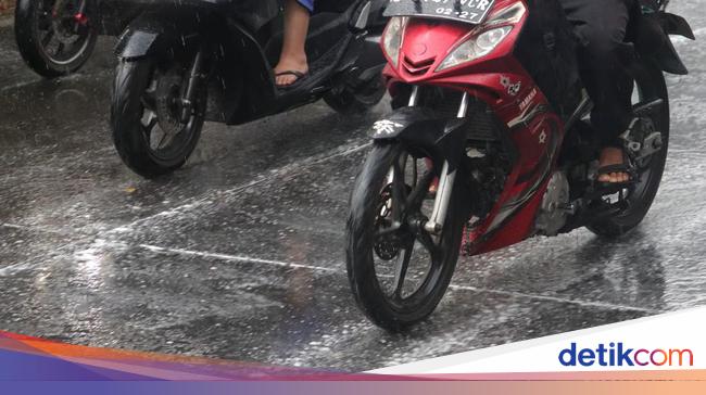 Prakiraan Cuaca Bandung, Rabu 17 Januari 2024: Hujan Petir