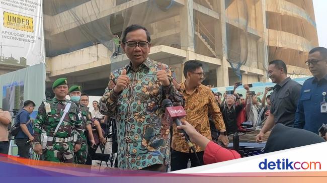 Mahfud Md Aturannya Putusan Mk Soal Usia Capres Cawapres Itu Tak Boleh