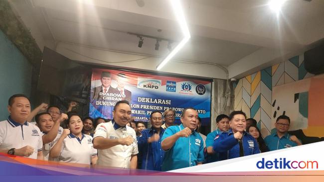 4 Organisasi Sayap Partai Demokrat Deklarasi Dukungan untuk Prabowo-Gibran 4 Organisasi Sayap Partai Demokrat Deklarasi Dukungan untuk Prabowo-Gibran