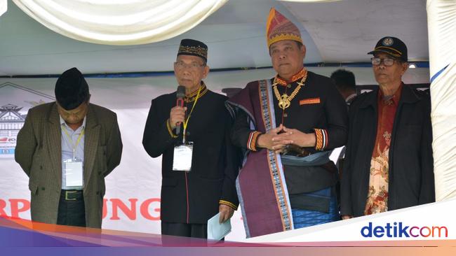 Bupati Dairi Terpilih Secara Aklamasi Jadi Ketum Marga Berutu Se-RI