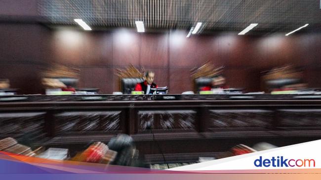 Tok! MK Tolak Gugatan Batas Maksimal Usia Capres-Cawapres Tok! MK Tolak Gugatan Batas Maksimal Usia Capres-Cawapres