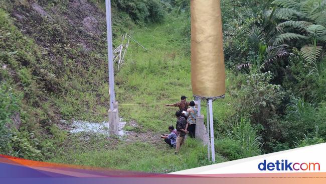 DPU Banyumas Cek Jenis Kaca Jembatan The Geong Limpakuwus Usai 1 Orang ...