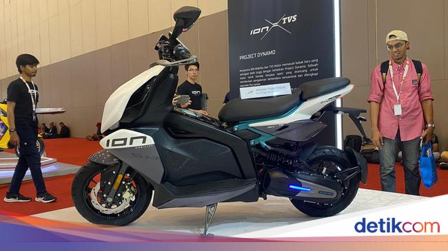 Gaet TVS, ION Mobility Pajang Motor Listrik Futuristis di IMOS 2023