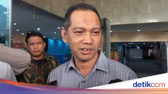 Ghufron Jelaskan Maksud Keluhan Alex Marwata soal Loyalitas Penyidik KPK Ghufron Jelaskan Maksud Keluhan Alex Marwata soal Loyalitas Penyidik KPK