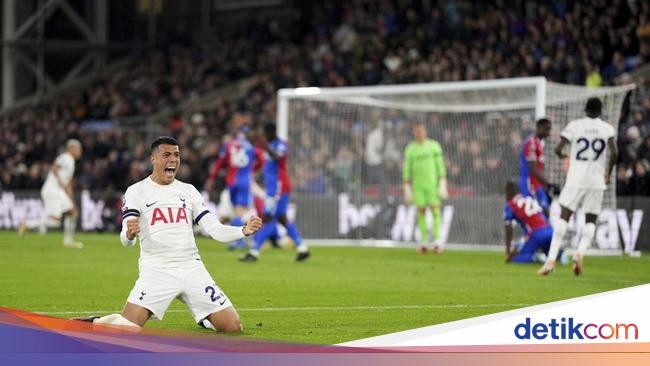 Curi 3 Poin, Tottenham Hotspur Menang 2-1 Atas Crystal Palace