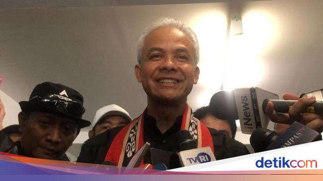 Ganjar soal PDID Ungkit 'Pak Lurah Minta 3 Periode': Sudah Selesai Isunya