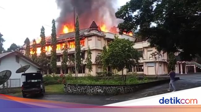 3 Bulan Buron, Pelaku Pembakaran Gedung Bupati Jayapura-Kemenag Ditangkap