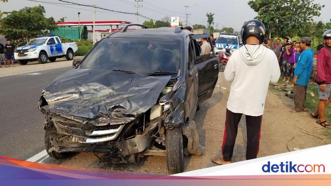 6 Fakta Kecelakaan Maut Xenia Vs Truk di Ngawi Tewaskan 3 Pesilat 6 Fakta Kecelakaan Maut Xenia Vs Truk di Ngawi Tewaskan 3 Pesilat