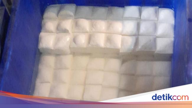 Ukuran Tahu Semakin Kecil Gegara Kedelai Mahal
