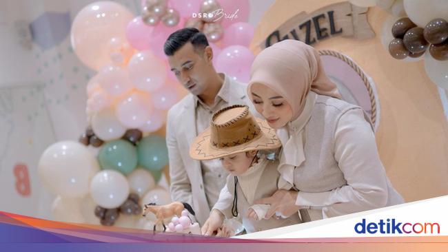 7 Foto Guzelim Anak Ali Syakieb Ultah ke-2, Cantik nan Imut Bak Boneka ...