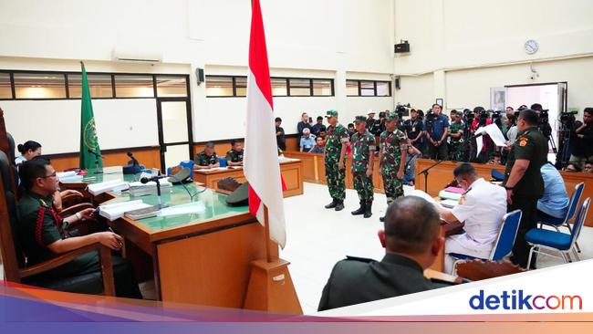 Ipar Praka RM Dihadirkan di Sidang Lanjutan Pembunuhan Imam Masykur Ipar Praka RM Dihadirkan di Sidang Lanjutan Pembunuhan Imam Masykur