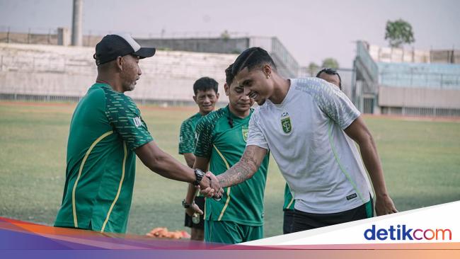 Resmi, Persebaya Umumkan Pemain Baru Yan Victor