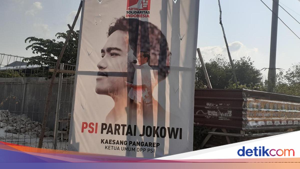 Baliho Kaesang-'PSI Partai Jokowi' Bertebaran di Kupang