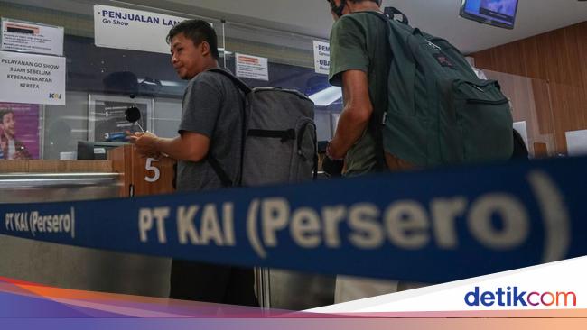 KAI Buka Penjualan Tiket Jelang Libur Nataru KAI Buka Penjualan Tiket Jelang Libur Nataru