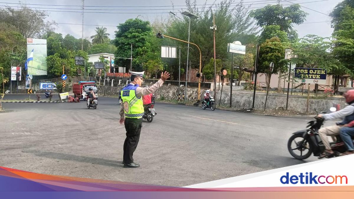 Jalur Jogja-Wonosari Lancar Pagi Ini, Awas Selokan Menganga di Hargodumilah