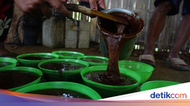 Potret Pembuatan Gula Kelapa Purbalingga, Omzetnya Rp 12 Juta Per Bulan