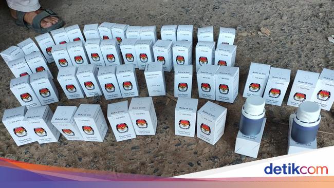 Tinta dan Bilik suara Pemilu untuk 5.135 TPS di Banyuwangi telah tiba