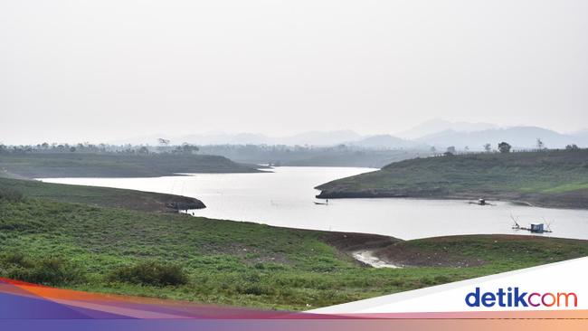 Indahnya Pemandangan dari Tepi Waduk Saguling KBB