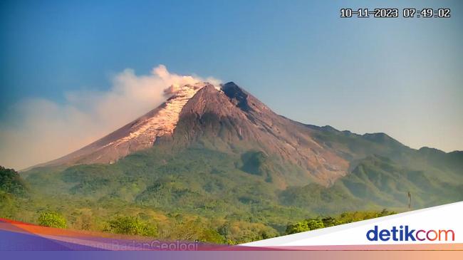 4 Perbedaan Gunung Merapi dan Marapi, Serupa tapi Tak Sama