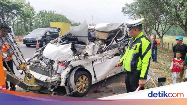 Kronologi Kecelakaan di Tol Cipali Tewaskan Ketua PPP Karanganyar Kronologi Kecelakaan di Tol Cipali Tewaskan Ketua PPP Karanganyar