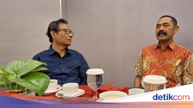 FX Rudy Ditanya Mahfud Masih Komunikasi dengan Jokowi, Ini Jawabnya
