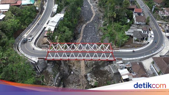 Sempat Putus, Jembatan Kali Glidik II di Lumanjang Kembali Beroperasi