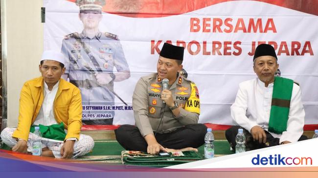 Jumat Curhat Kapolres Jepara Ajak Masyarakat Tak Terpecah Belah Jelang
