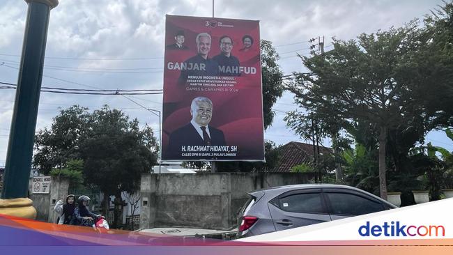 PDIP 'Coret' Gambar Jokowi dari Baliho Ganjar-Mahfud