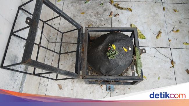 Batu Celak, Penanda Pemberontakan Anak Syekh Siti Jenar