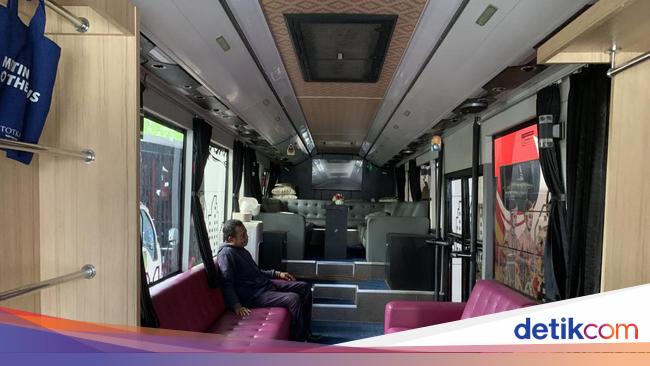 Bus Gatot Kaca, Sajikan Sensasi Unik Rapat Sambil Keliling Kota Solo