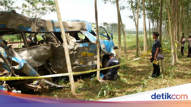 Elf vs KA 11 Tewas, Kepala Daerah Jatim Didorong Pasang Pelintasan Berpintu
