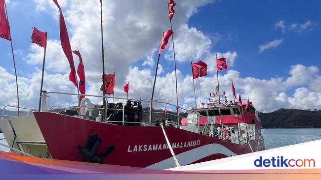 RS Apung Milik PDIP Bersandar di Lombok, Kampanye Ganjar-Mahfud?