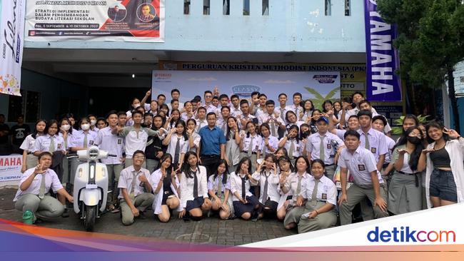 Kemeriahan Siswa SMA Methodist 6 Medan Ikut Classy Yamaha Youth Festival