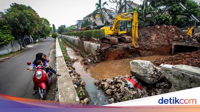 Jalan Amblas di Pamulang Tangsel Diperbaiki