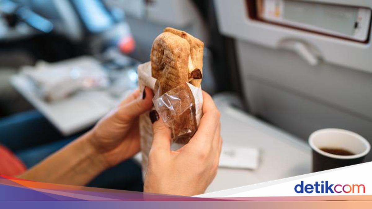 Tak Ada Lagi Makanan Gratis di Pesawat