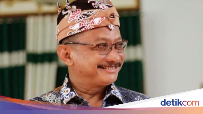 KPK Panggil Bupati Situbondo Karna Suswandi Terkait Korupsi Dana PEN KPK Panggil Bupati Situbondo Karna Suswandi Terkait Korupsi Dana PEN